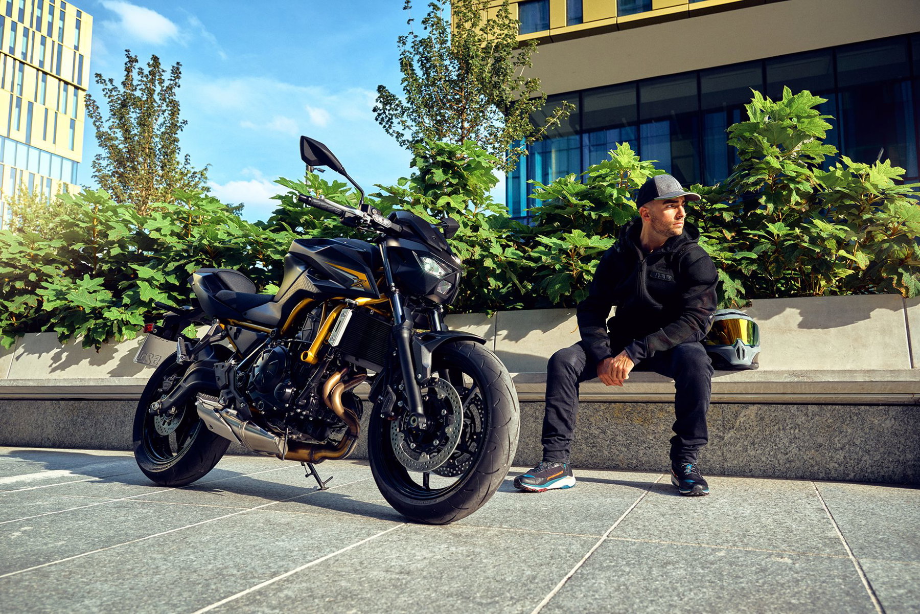Kawasaki KLE500 (2026): Return of the versatile adventure icon