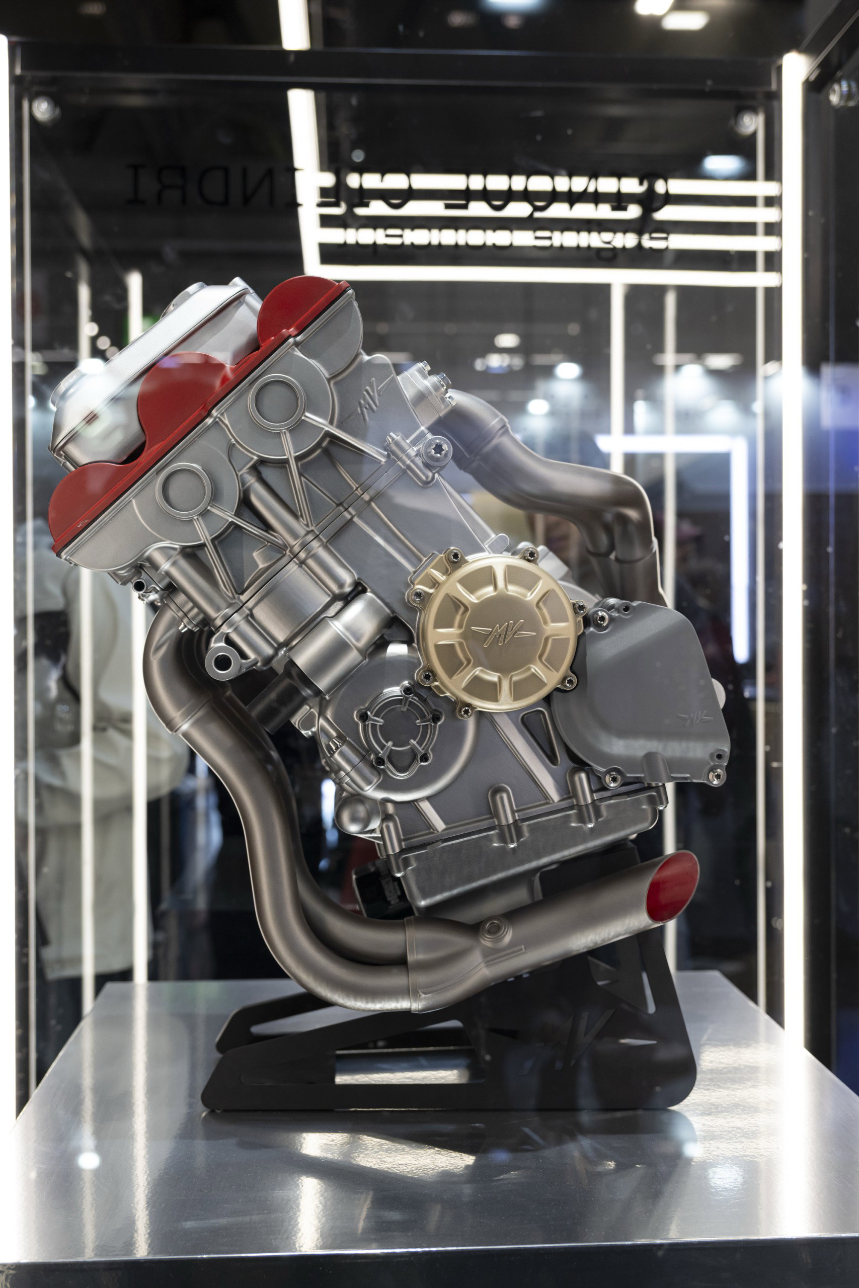 MV Agusta Cinque Cilindri: Five-cylinder engine with “square ...