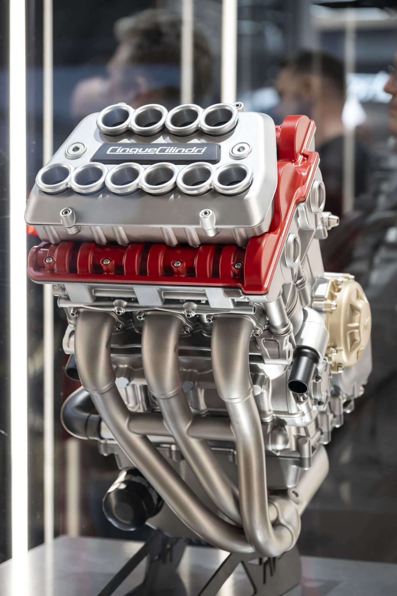 MV Agusta Cinque Cilindri: Five-cylinder engine with “square ...