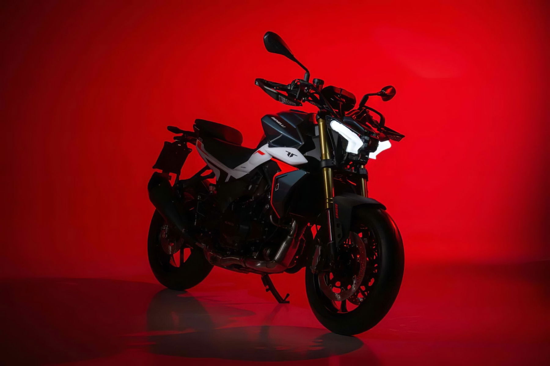 Benelli TNT 550 2026: New mid-range naked bike with 56 hp