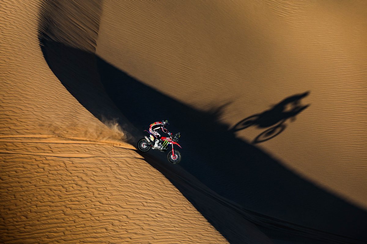 Dakar Rally 2026 Stage 9: Sanders leads again, Schareina wins