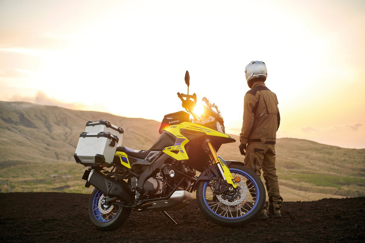 Suzuki V-Strom 1050 and 1050DE 2026: New colors and lower prices