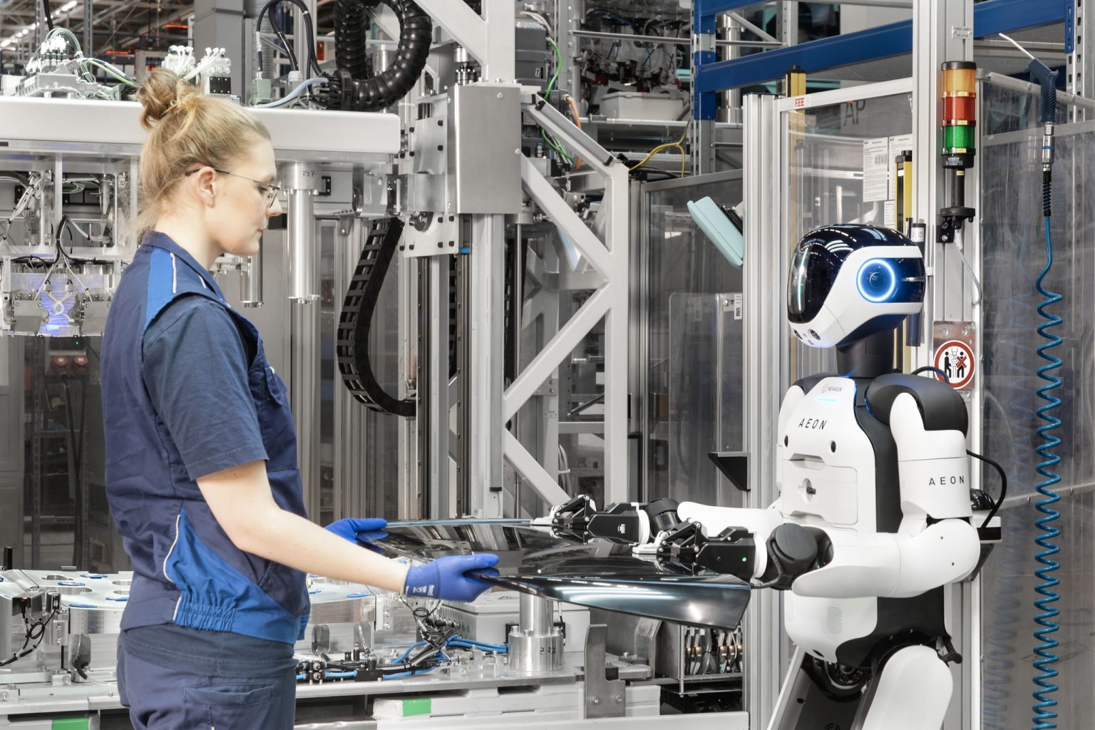 BMW Humanoid Robot AEON Leipzig: Physical AI Pilot Project