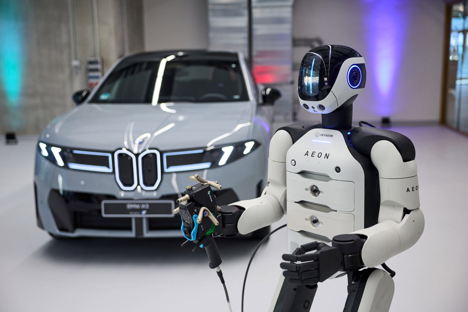 BMW Humanoid Robot AEON Leipzig: Physical AI Pilot Project