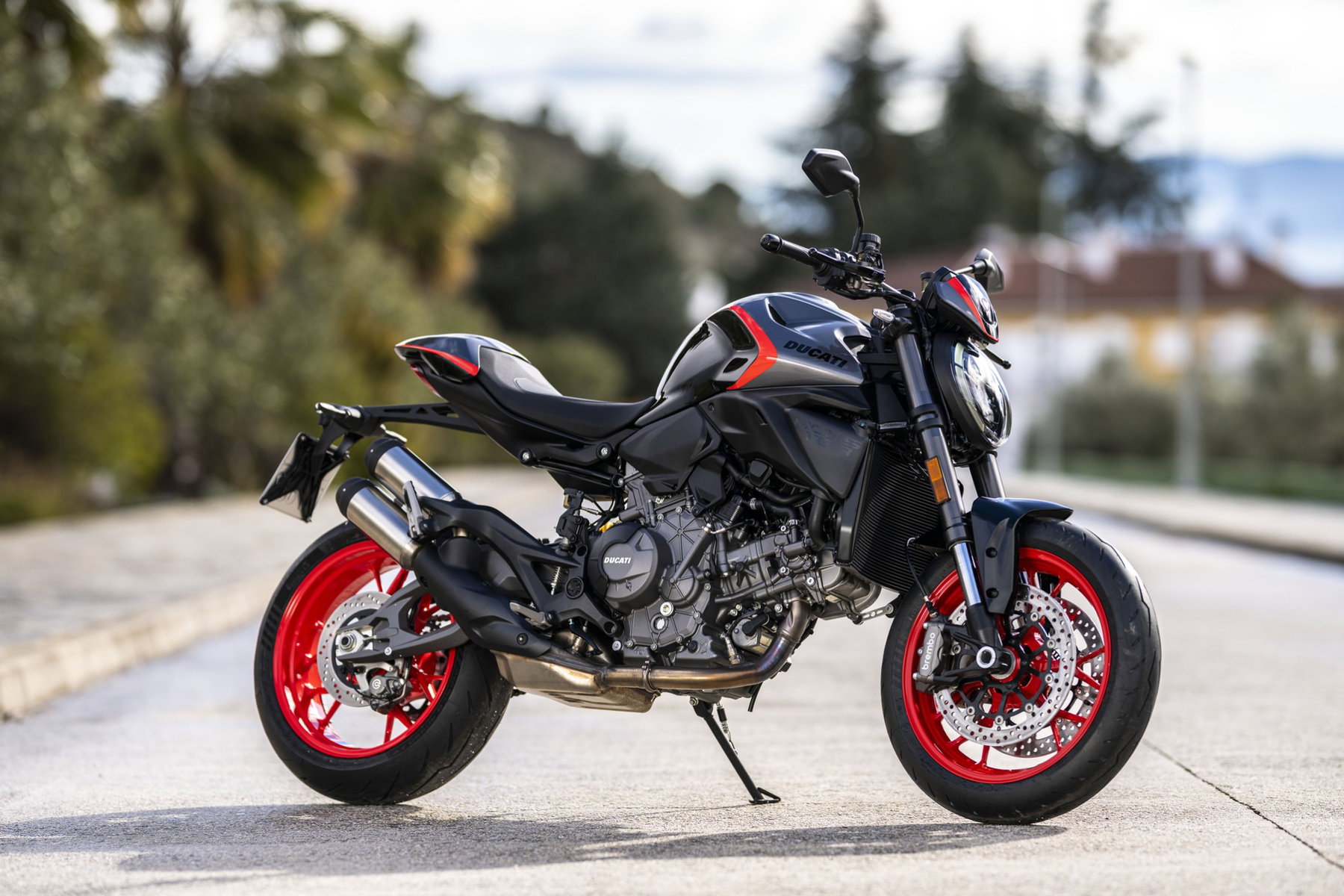 Ducati Desmo450 EDS coming in 2026: Road approval for the 450cc enduro